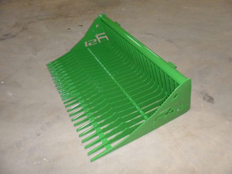 John Deere Compact Tractor Rock Bucket - Redline Systems Inc.